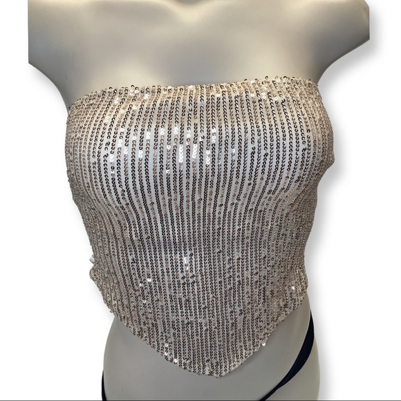 dizzy lizzy | Tops | Dizzy Lizzy Champagne Sequence V Crop Top | Poshmark